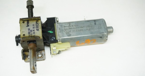 Power Seat Motor (Forward Tilt) 7L0959762A